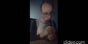 Vicenta Casada Haciendo Un Anuncio Mamando Un Pollon Gigante Para Atraer Clientes Al Puticlub Hd