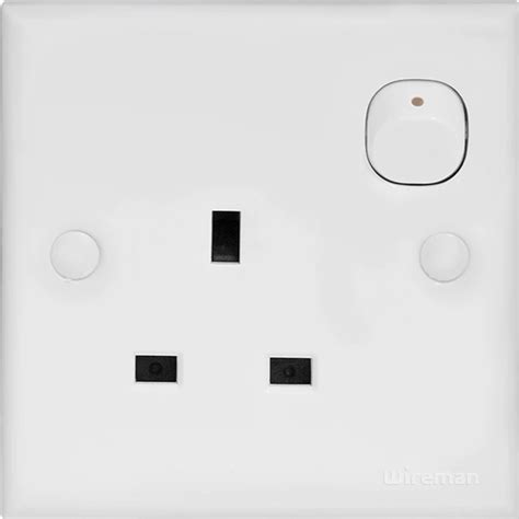 Wireman Normal White 13a Switched Socket Outlet Elecshop Lk