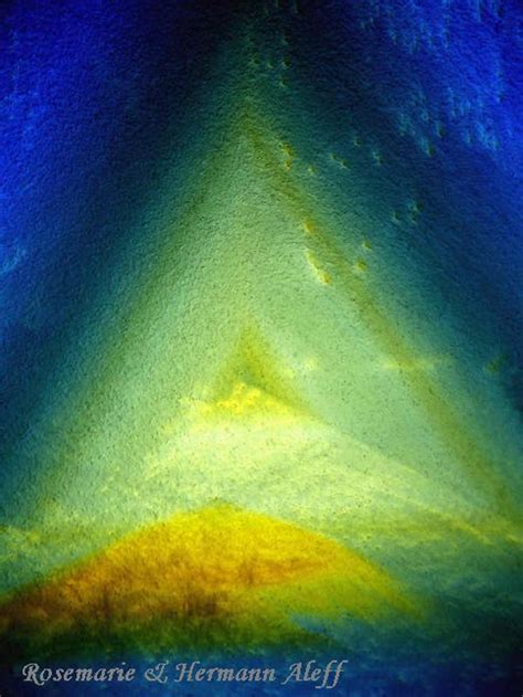 Thin Section Photos From Schorl Tourmaline Crystals By Rosemarie And Hermann Aleff