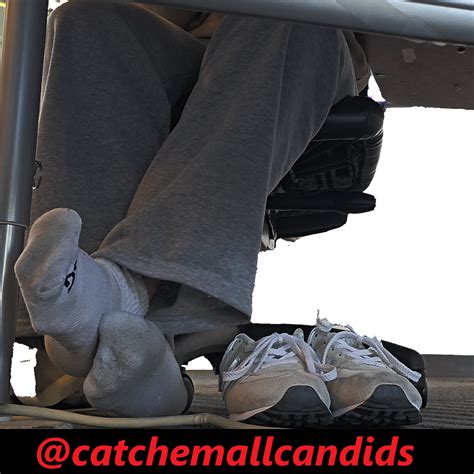 Ebony Dirty White Socks Out Of New Balances