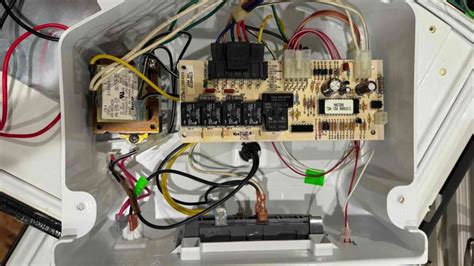 Ice Machine Is Not Draining Properly Issues Solutions Cost Teodor