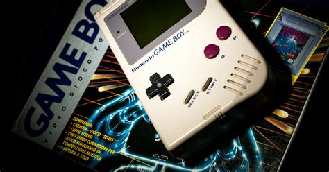 Ayaneos Pocket Dmg Android Handheld Is A Blacked Out Game Boy With A