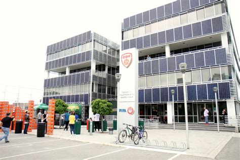 Закани за поставени бомби во ФФМ Националната Арена СЦ Борис Трајковски… Екипа