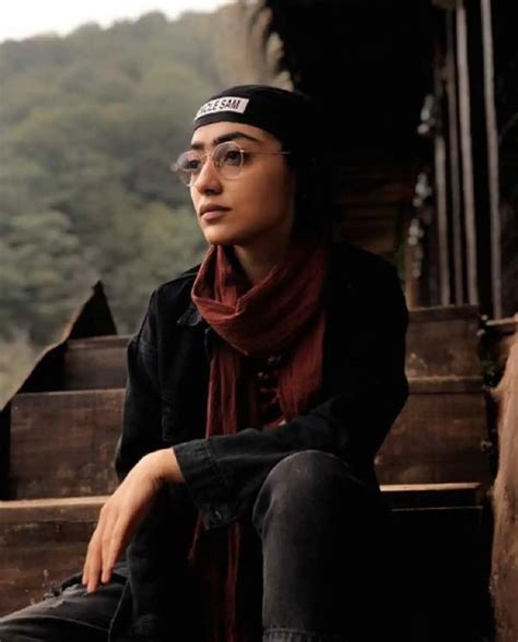 بیوگرافی یاسمن معاوی و عکس های قبل و بعد اعتیاد‌ش فیروزه گیلدخت اصلا سنش بهش نمیاد