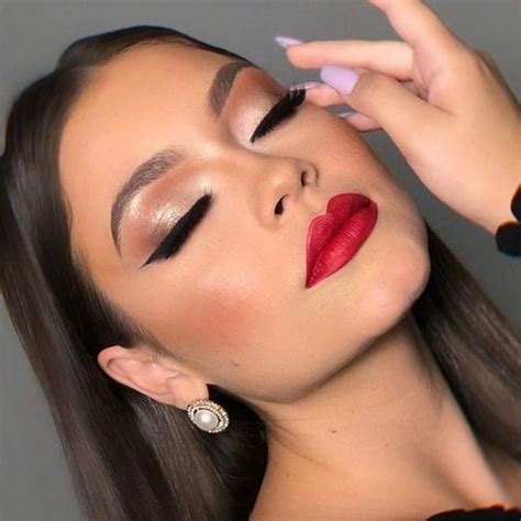 ¿maquillaje Sencillo Para La Noche Paso A Paso 3 Tips Ec Elegant
