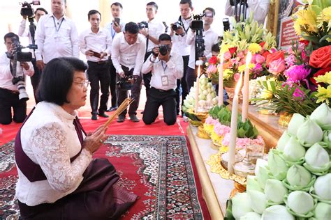 សម្តេចរដ្ឋសភាធិបតី ឃួន សុដារី អញ្ជើញជាអធិបតីដ៏ខ្ពង់ខ្ពស់ក្នុងពិធីបុណ្យមាឃបូជា