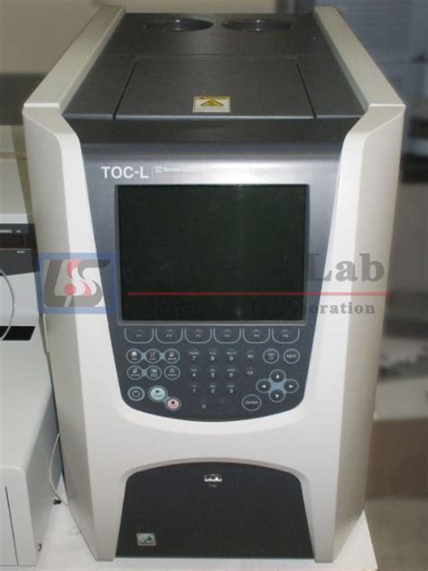 Shimadzu Toc L Csh Total Organic Carbon Analyzer With Shimadzu Ssm 5000a Solid Sample Module