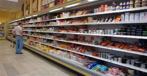 Оборот розничной торговли в Украине упал почти на 22% — All Retail