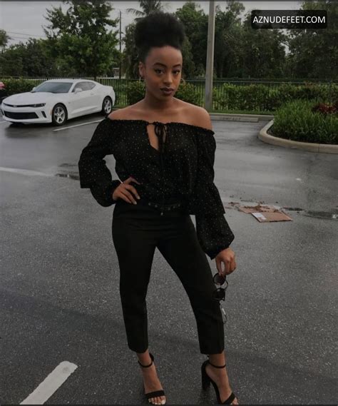 Gabrielle Graham Feet Aznudefeet