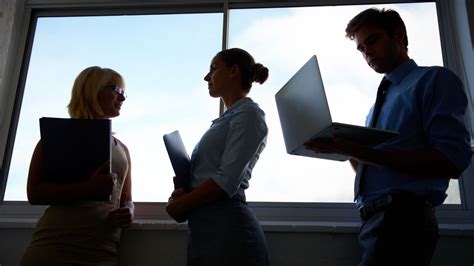 Master Of Business Vs Mba Selecting The More Fitting Business Graduate Program Grad School Center