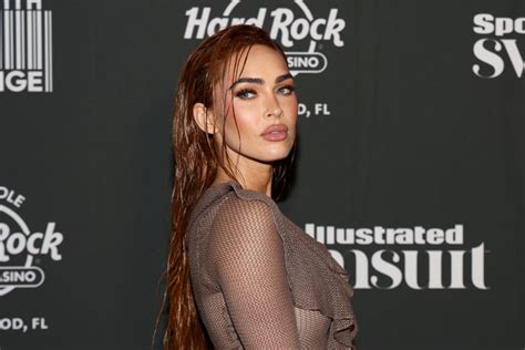 Megan Fox Shows Toned Butt Underboob In A Thong Bikini In Ig Pics