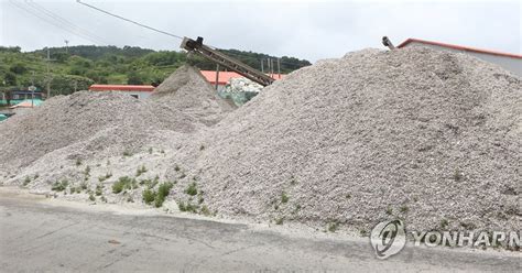 굴껍데기 등 수산부산물 친환경 처리·재활용 촉진법 국회 통과