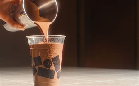 Cool Off With This Knoops Iced Chocolate Tasting