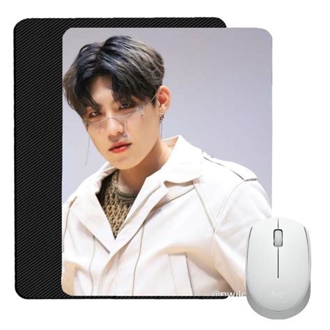 แผ่นรองเมาส์ Mouse Pad พิมพ์ลาย นักร้องเกาหลี พัก อู จิน Park Woo Jin เอบีซิกซ์ Ab6ix Shopee