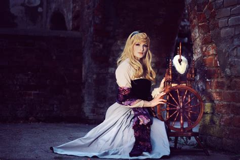 Sleeping Beauty Spinning Wheel By Aco Rea On Deviantart
