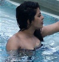 Priyanka Chopra Bikini Beach Lesbo Sex Romp With Adriana Lima