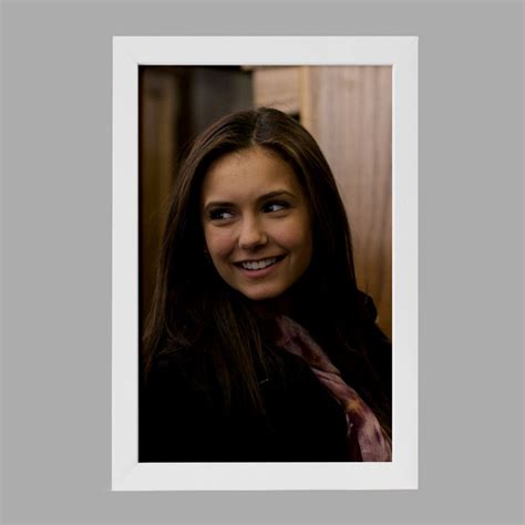 قیمت و خرید تابلو خندالو مدل الینا گیلبرت خاطرات یک خون آشام The