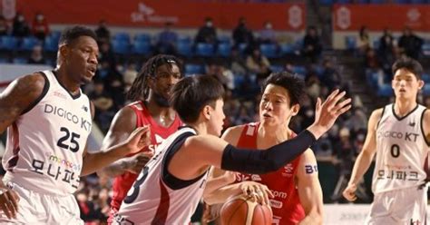 Kt 양홍석 봉쇄 작전 성공한 Sk 공격도 폭발하며 공동 3위 복귀
