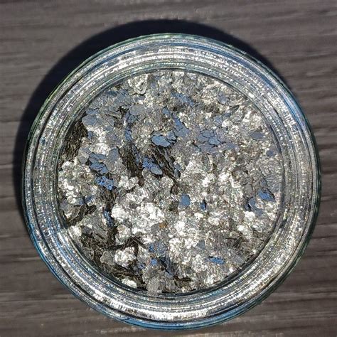 Super Jumbo Natural Flake Graphite 10 20 Mesh Volt Carbon