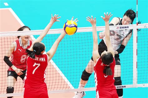 17년 만의 노메달 여자배구 남북대결 ‘상처뿐인 승리 중앙일보