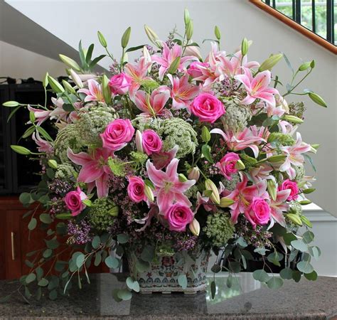 Arrangement From May 28 2013 Lilies Roses Queen Annes Lace And