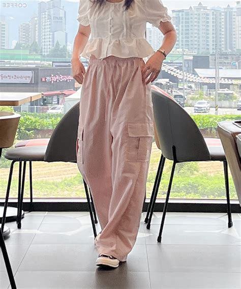 Autumn🍂쿠폰팩 퍼스트 나일론 카고 바지 팬츠 와이드핏 롱팬츠 카고바지 아노락 밴딩7컬러 긴바지 여름 데일리룩 데이트룩 여행룩 핑크 바지코디 생활방수 여자 에이블리