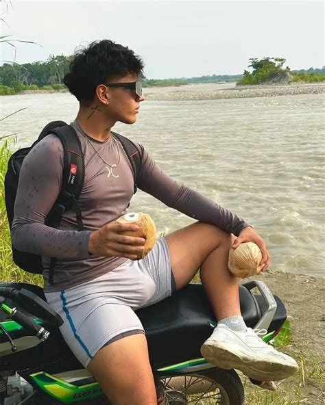 Motorbike Bulge Spread Rbulgesandundwear