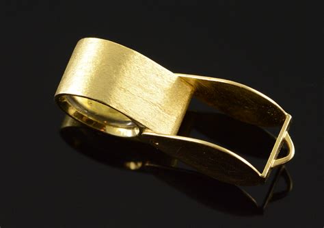 14k 244g Stunning Jewelers Loupe Magnify Glass Yellow Gold Pendant Property Room