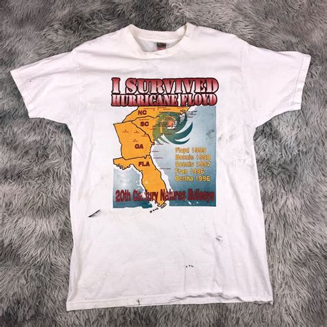 Vintage 1999 I Survived Hurricane Floyd Shirt Gem