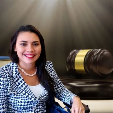 Abogada Digna Castillo Servicios Legales