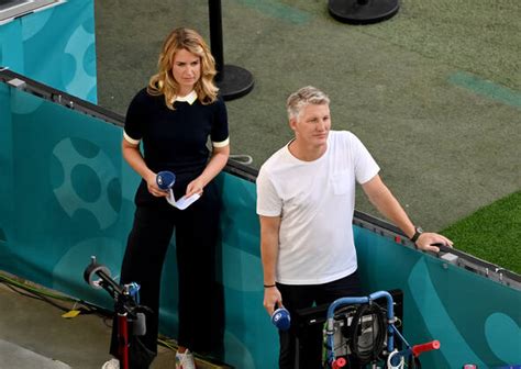 Viktor Claesson Julia Cedercrantz Viktor Claesson Whois Viktor