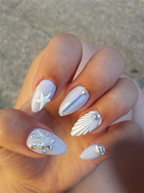 Pin By Lana On Nails Seashell Nails Fish Nails Wave Nails