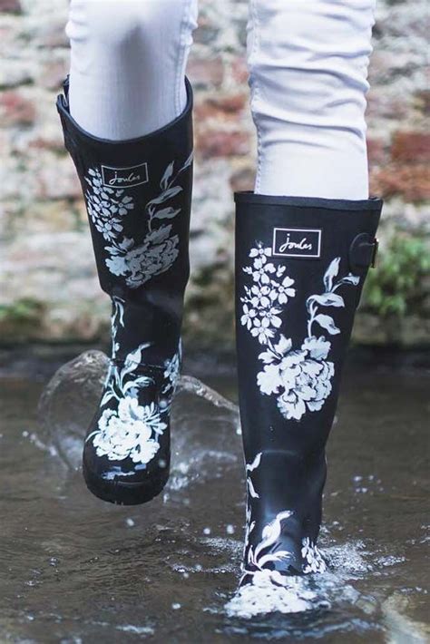 18 Designs Of Rain Boots For Women From Cute To Classy Artofit