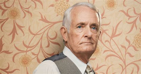 Peter Hesse Overgaard Ser Tilbage På Tiden Med Badehotellet Denne