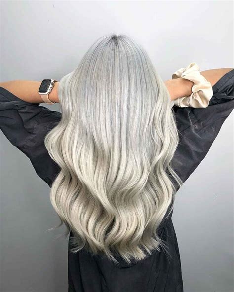 38 Platinum Blonde Hair Colors For All Hot Blondes