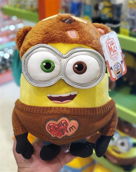 Minion Bob With Teddy Bear Coloring Pages 2025