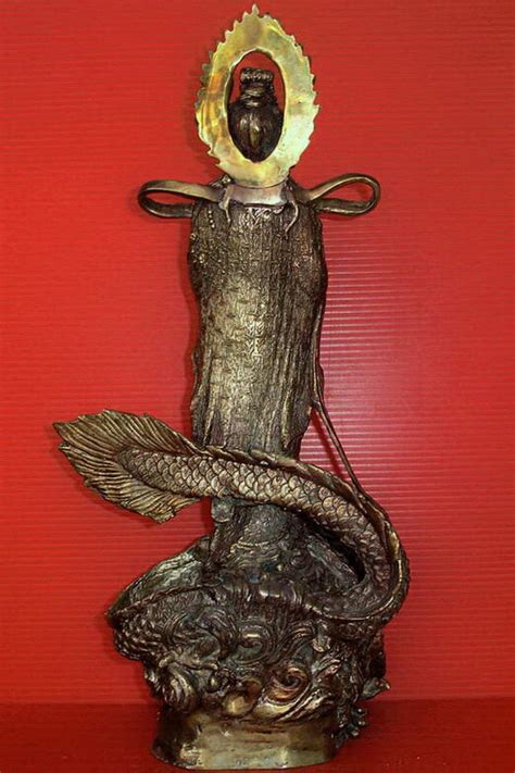 รูปหล่อบูชาเจ้าแม่กวนอิมยืนบนหลังมังกร ขนาดสูง 15 5 นิ้ว ส วยมากค่ะ พระเครื่อง พระแท้ Webpra