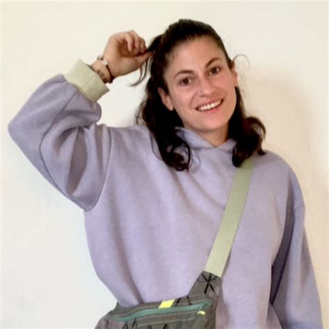 Lisa Marie Eck Schnitt Design Und Fertigungsdirektrice