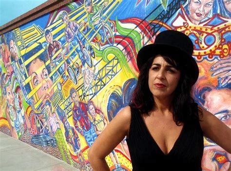 Gratis Download Amparo Sanchez