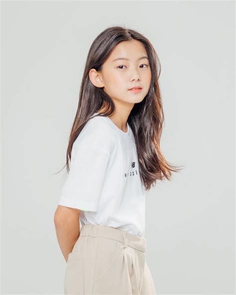 Shin Yun Ju Picture 신윤주 Hancinema
