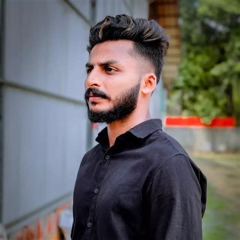 Rishu Rishal On Threads