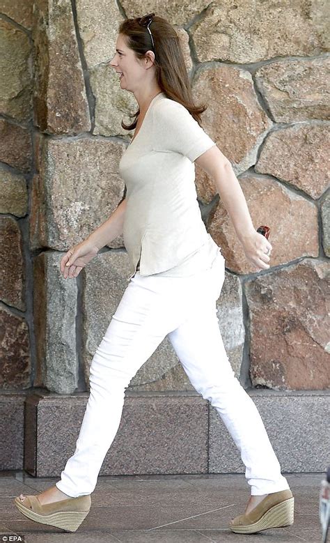 Erin Burnett Collection Porn Pictures Xxx Photos Sex Images 316719