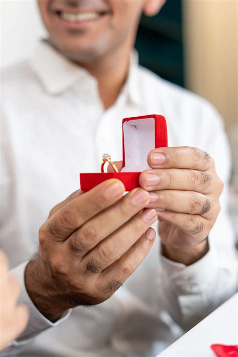 Proposal Ring PixaHive