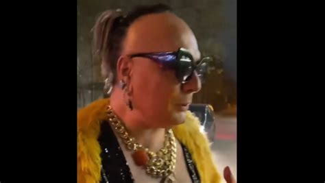 „ტვინში ჩალა გიყრია არ იცოდი სიყვარულს რამხელა ძალა აქვს“ გია სურამელაშვილი შეყვარებულს