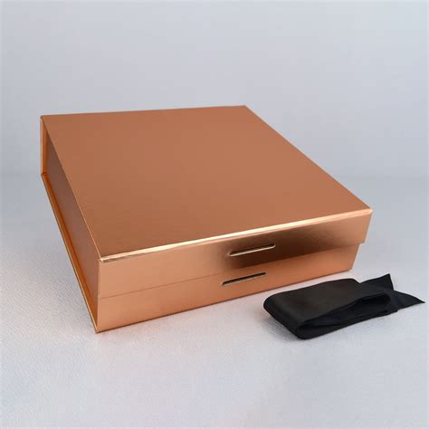 Square T Box Magnetic Closure Empty T Box Satin Ribbon Customizable Logo Luxurious 8