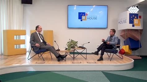 Телевизија 24 Трилинг Се загрозува ли македонскиот идентитет со уставните измени