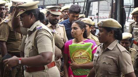 Tamil Nadu Favours Pre Mature Release Of Rajiv Gandhi Case Convicts