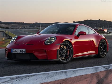 Porsche 911 Gt3 2025 Pictures Information And Specs