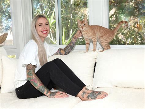 Hannah Shaw Feet
