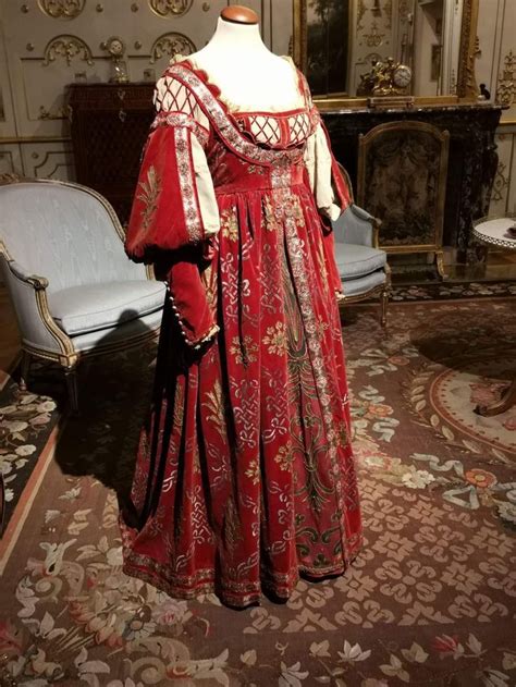 Pin By Ch Ke On Renaissance Faire Renaissance Fashion Historical